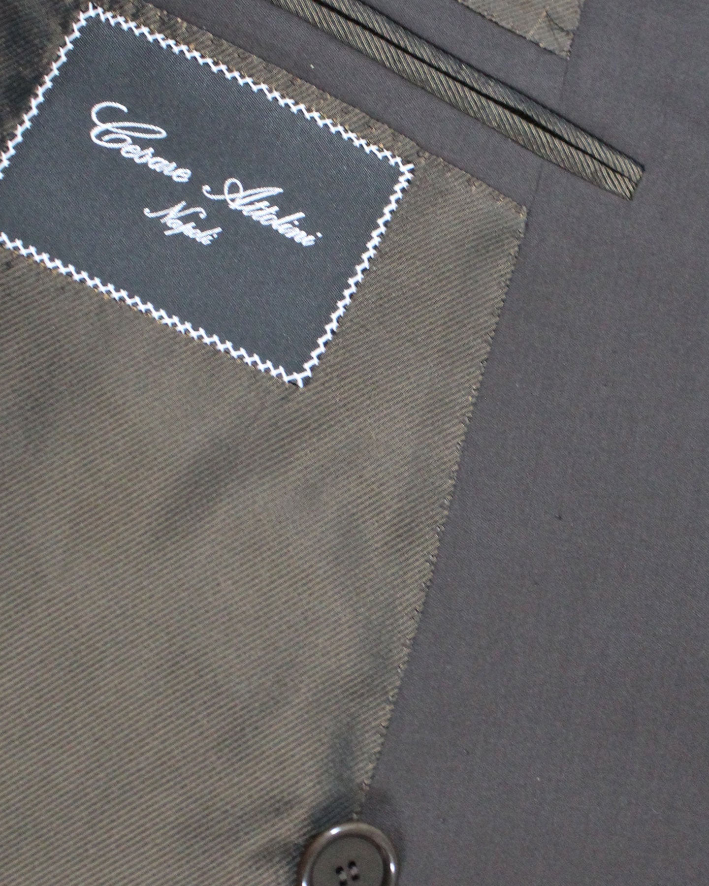 Cesare Attolini Suit Dark Brown Double Breasted Peak Lapel EU 50 / US ...