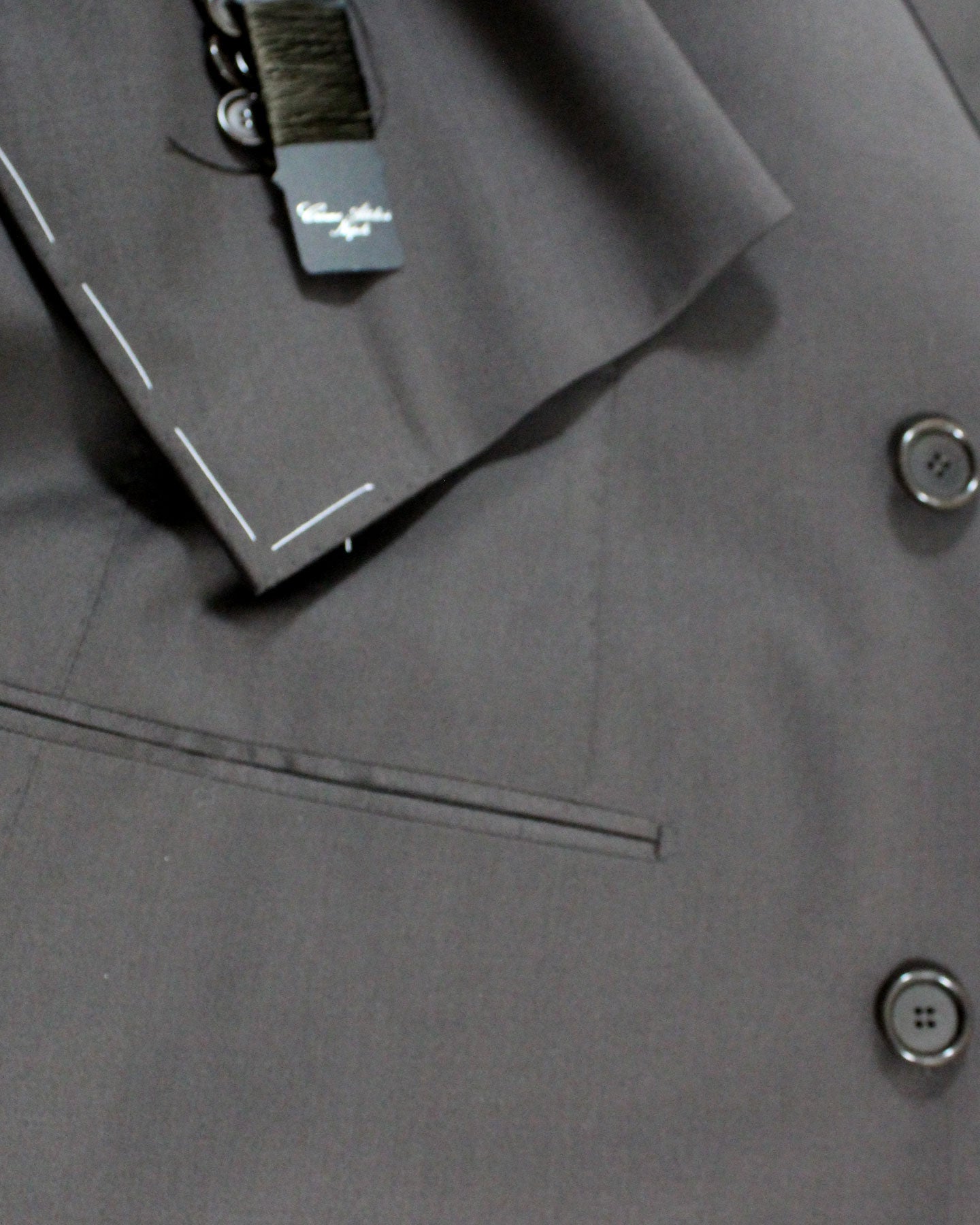 Cesare Attolini Suit Dark Brown Double Breasted Peak Lapel EU 50 / US ...